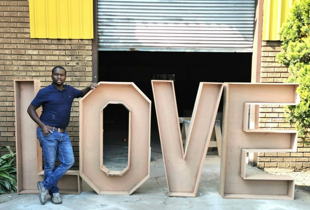Sandile Sawano1 | Umbele online publication